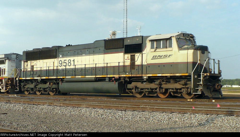 BNSF 9581